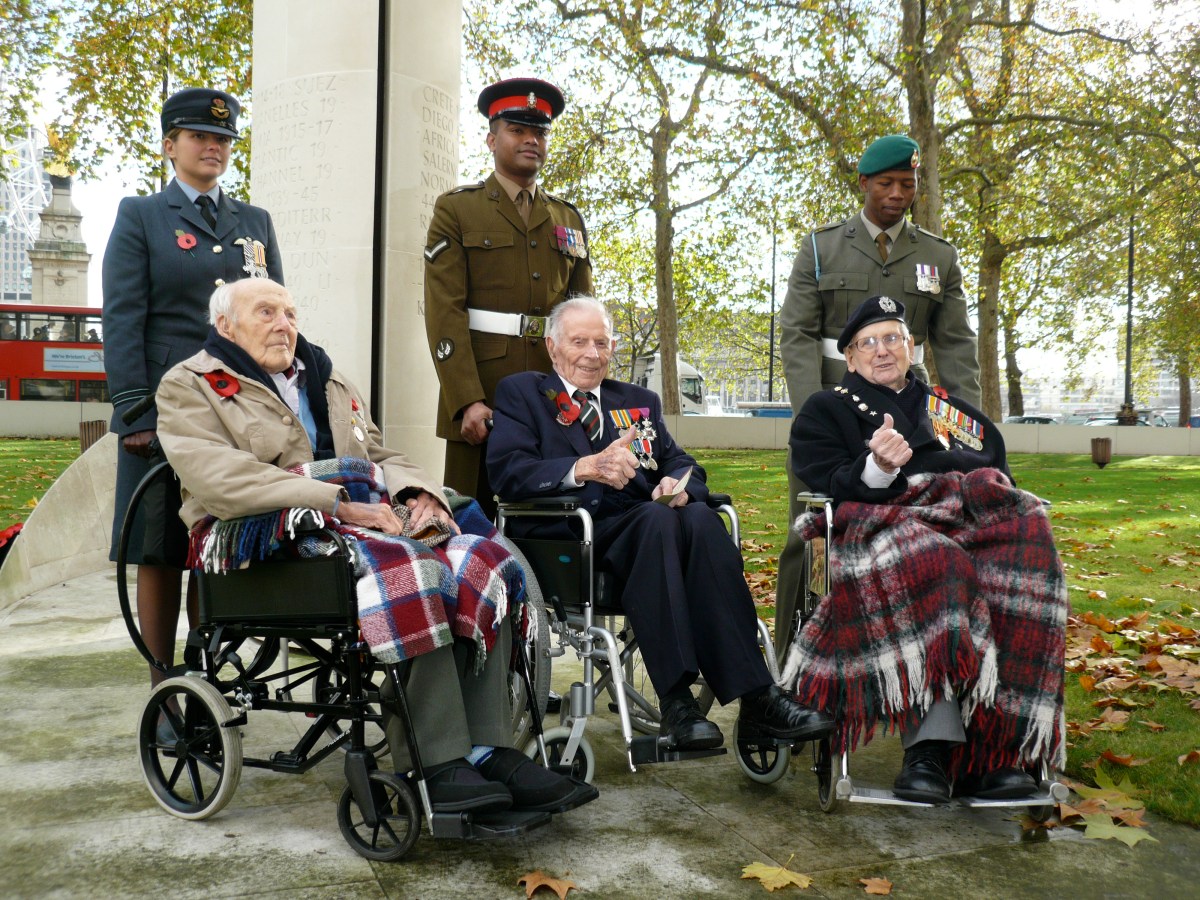 Trench Chat: Veterans with Richard Van Emden – Old Front Line