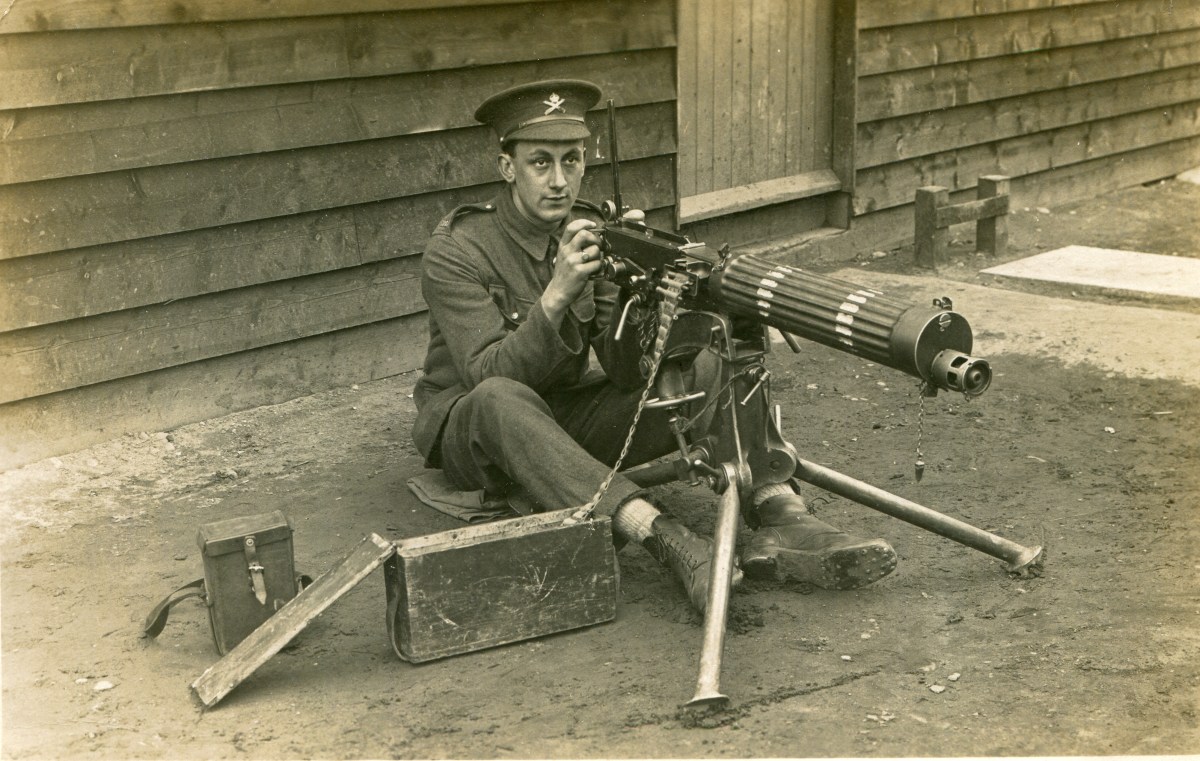 Trench Chat: WW1 Machine Guns with Richard Fisher – Old Front Line